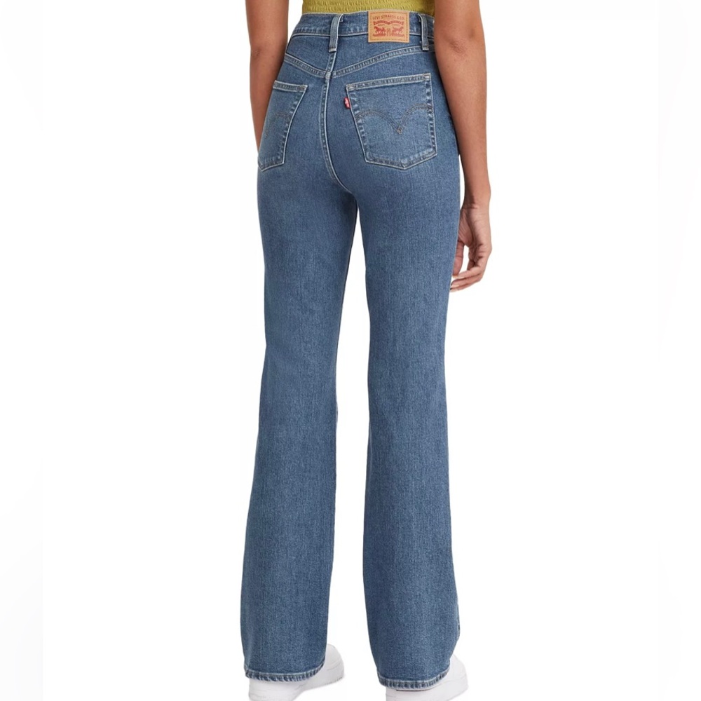 Levi’s Ribcage Bootleg Jean - Gem